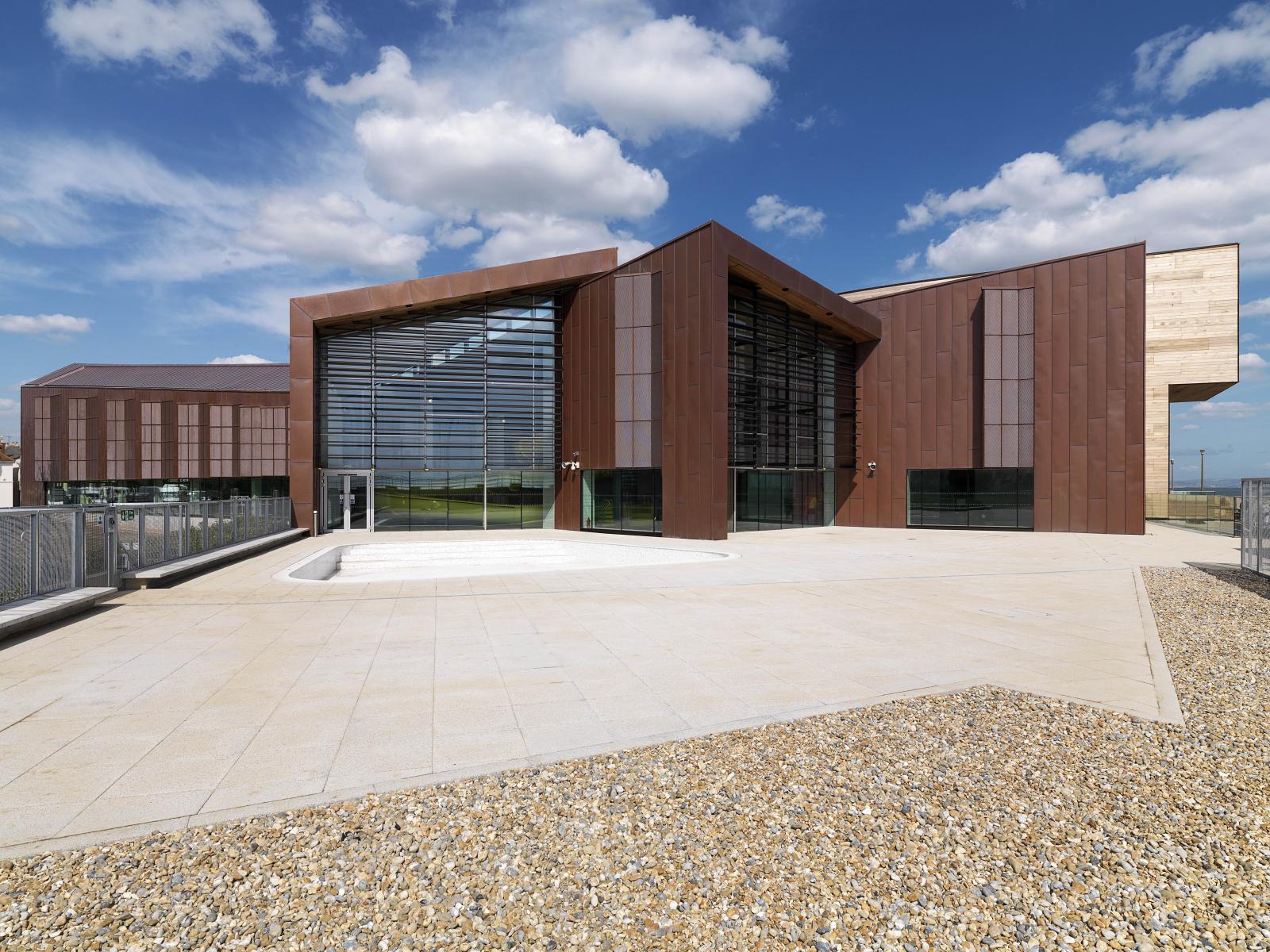 Worthing Pools | Arch